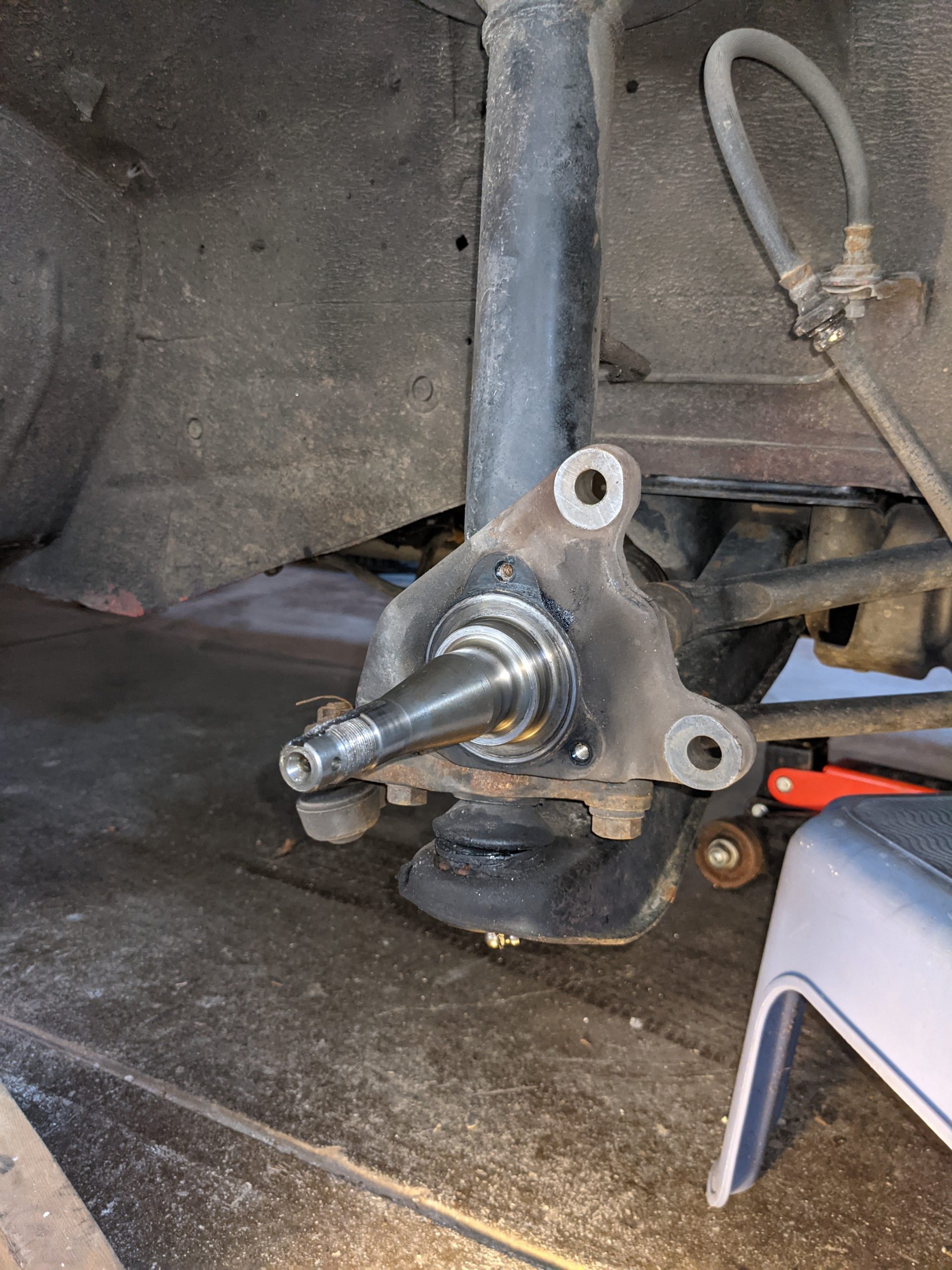 Coilover Installation – MMI Modular